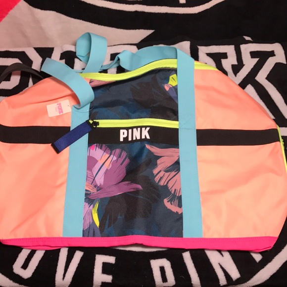 PINK Victoria's Secret | Bags | Salevs Pink Weekender Duffle Bag Nwt ...